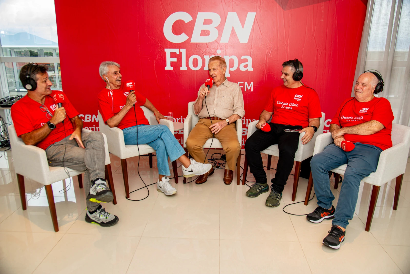 Debate Diário comemora 27 anos e faz programa especial na sede do ...